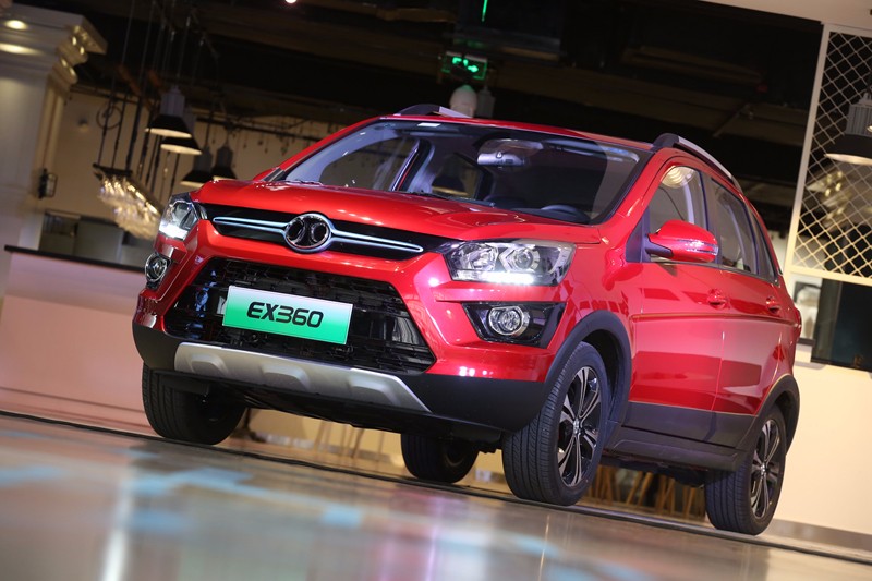 首开先河——纯电动SUV中，北汽EX360突破10万元“底线”