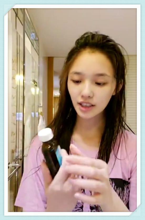 林允素颜直播,脸颊凹陷没眼看,网友:又一个女神给整残了!