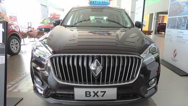 性价比堪比奥迪Q5，德范十足的国产SUV，新宝沃BX7实拍_新浪新闻