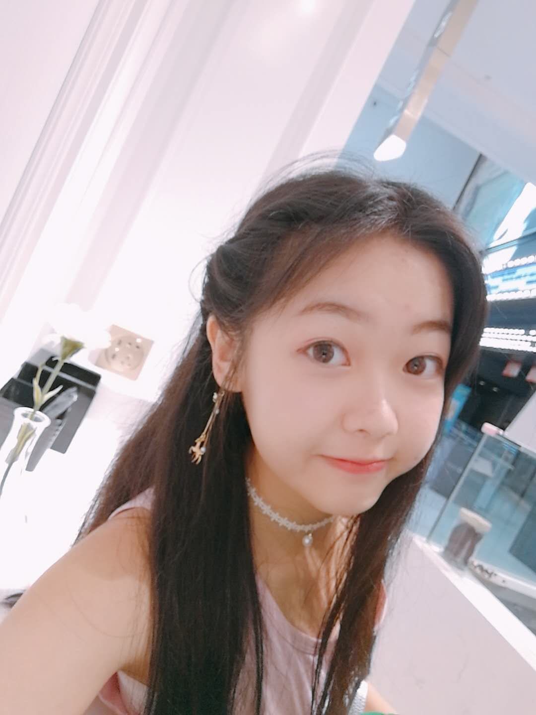 姓名：姜亚男生日：2001年星座：天蝎座身高：165cm体重：50kg|天蝎座|星座|体重_新浪新闻