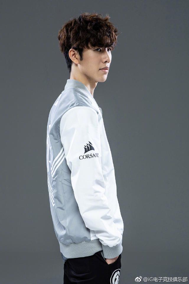 IG上单The shy19岁生日，KT官博发出祝福！网友：别献殷勤，不卖|生日|粉丝|网友_新浪新闻