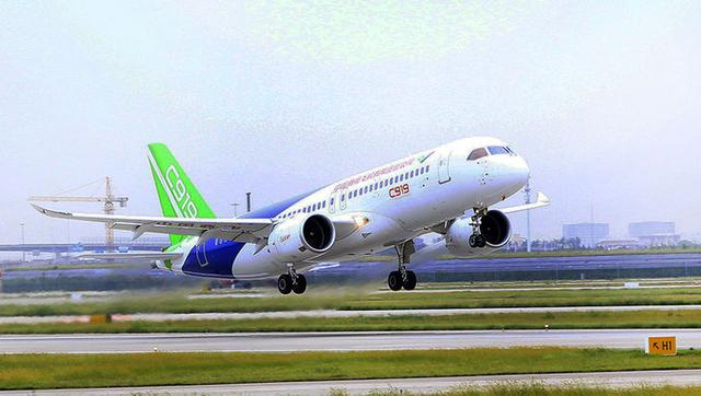 国产大飞机C919一飞冲天 什么时候可以乘坐它起飞|试飞|浦东机场|起飞_新浪新闻