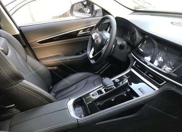 再等9天，国六+双独悬，2.0T+8AT，“国产宝马X6”不会让你失望