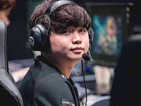 BDD为何疯狂击杀P皇?曾经的一句话给出答案,BDD:Faker是我偶像|战队|偶像|比赛_新浪新闻