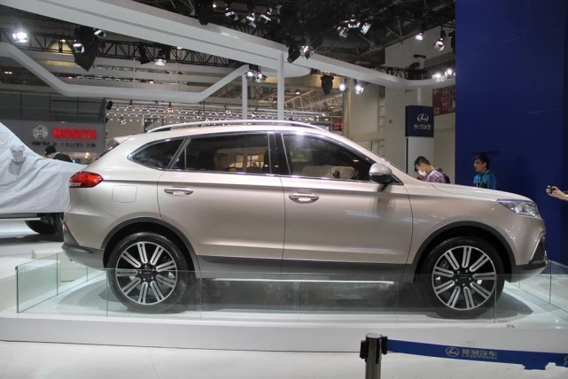 猎豹CS10搭载1.5T与2.0T，性价比不可忽视！