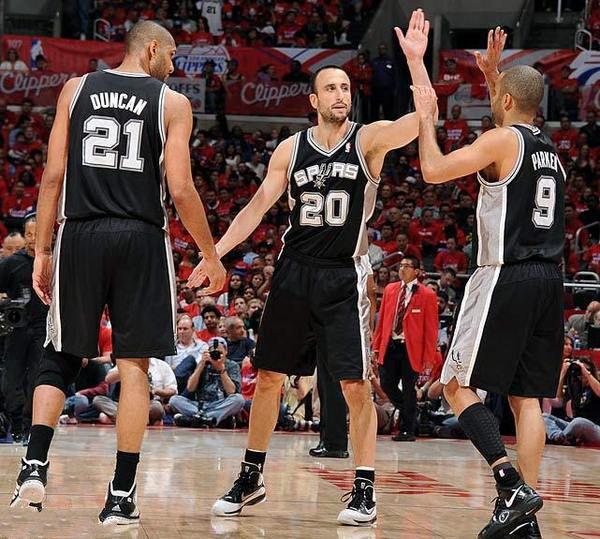 NBA30支球队队史连胜纪录，库里勇士24连胜，詹皇骑士仅13连胜|骑士|连胜|队史_新浪新闻