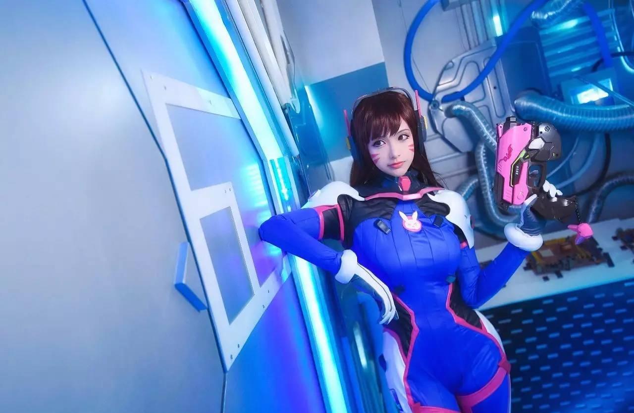 守望先锋cos: 美美哒DVA小姐姐 萌新依旧!|守望先锋|赤月|狂魔_新浪新闻