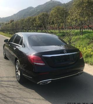 48万元买辆全新立标奔驰E200L，车主：阳春三月提新车不亦乐乎