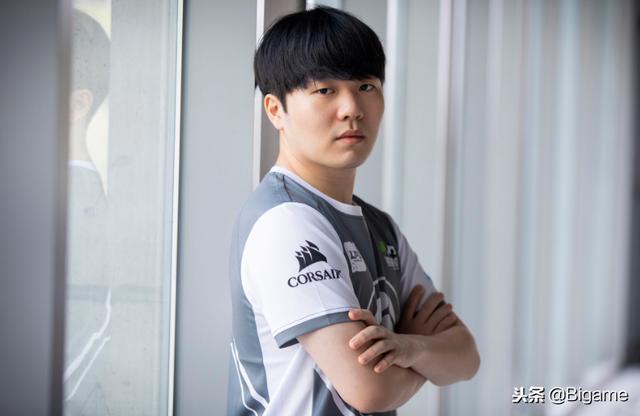 ROOKIE恋情上韩网NAVER实时热搜 网友：李相赫 现在你已经输了|NAVER|李相赫|韩网_新浪新闻