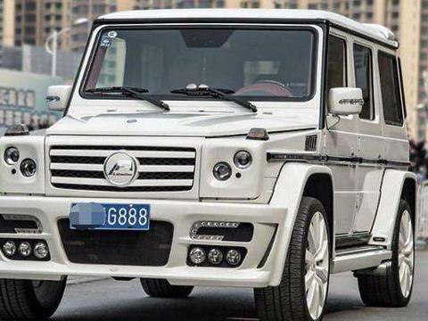 小伙30万元改装奔驰G500, 车牌霸气有力, 却经常被当成北京BJ80-新浪汽车