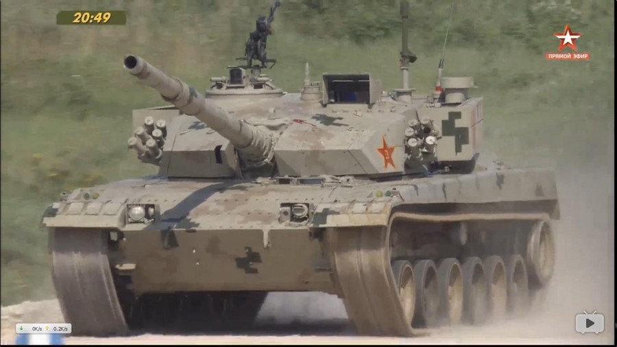 在以往的比赛中T-72经常发生履带断裂，而96b却不然还进入了决赛|坦克|履带|断裂_新浪新闻