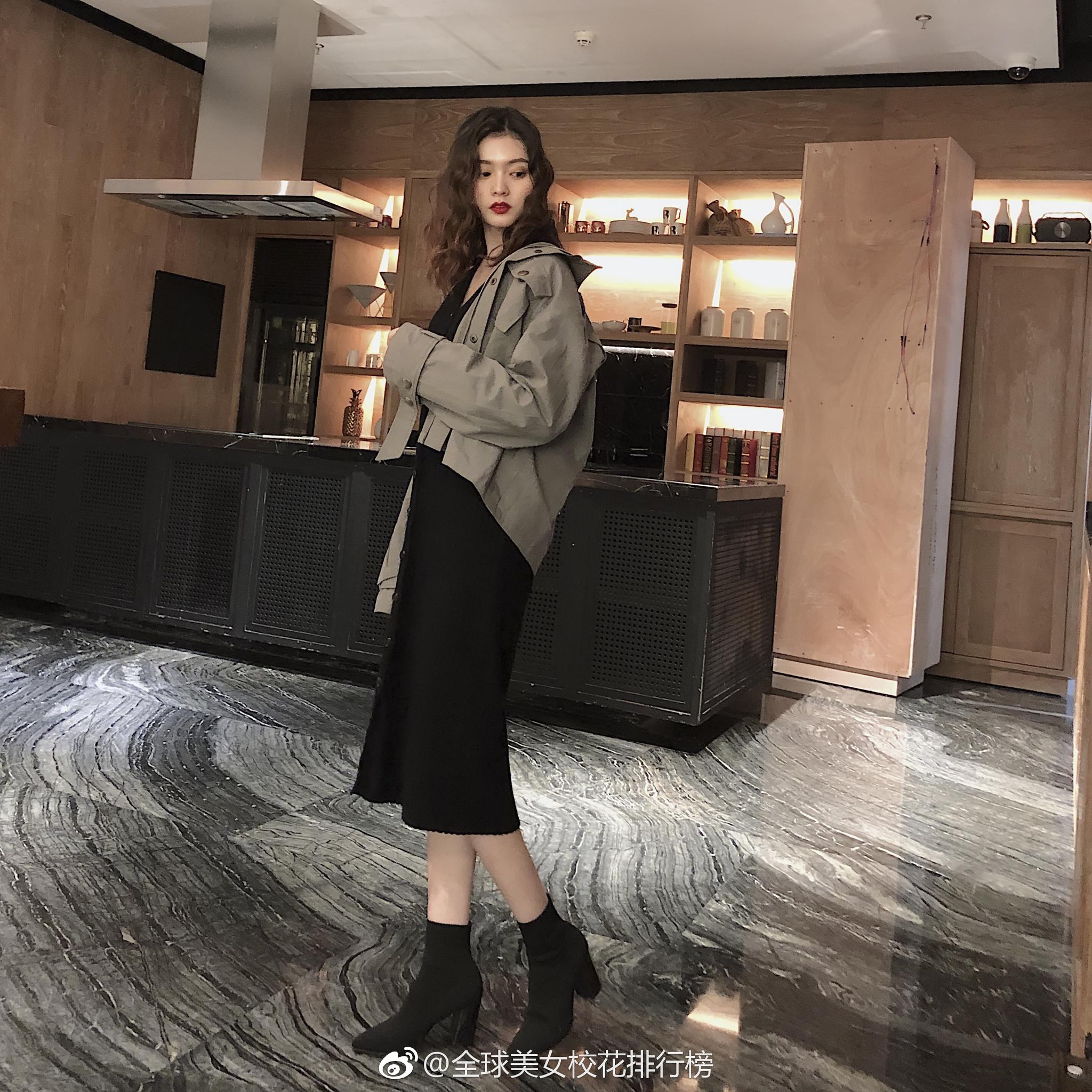 四川音乐学院，身高166cm，体重44kg，生活明朗，万物可爱|四川音乐学院|万物|体重_新浪新闻