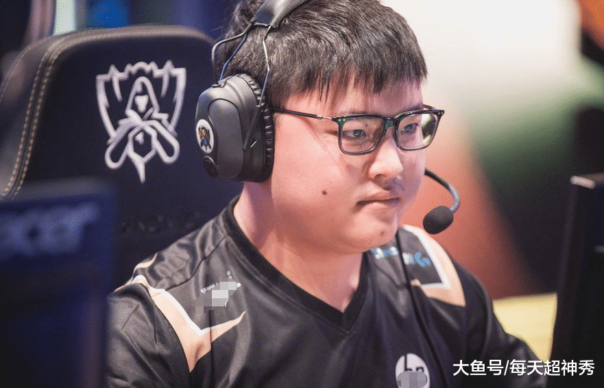 LPL盛产ADC, JKL与Uzi数据对比出炉, 你Pick谁?