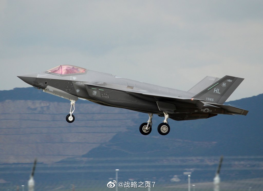 更新：美军12架F-35A战斗机部署中东|战斗机|美空军|联队_新浪新闻