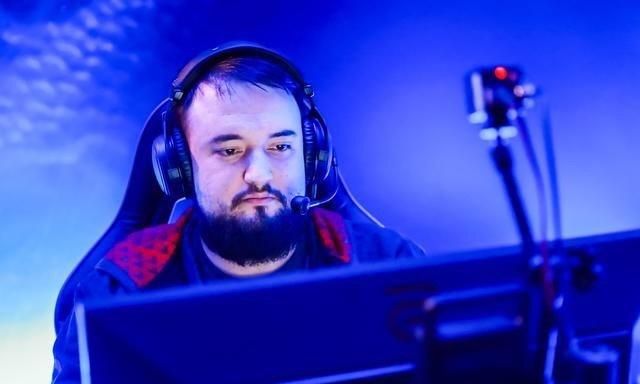 外媒评选2018年最佳DOTA2职业选手，Maybe荣获最佳中单！|职业选手|选手|新人_新浪新闻
