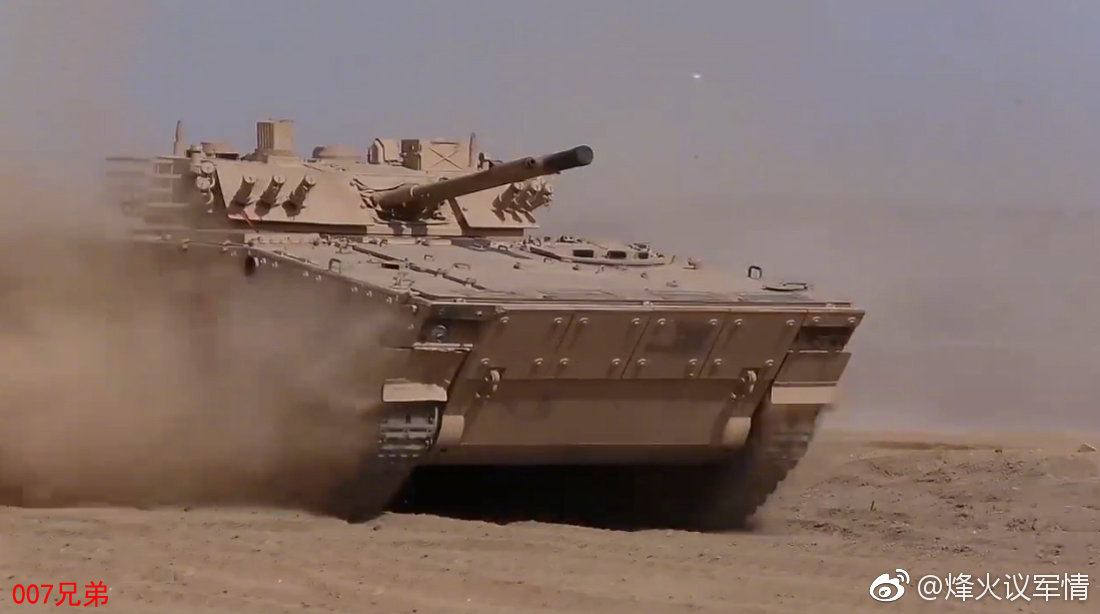 西部战区某土豪旅的99A和04A打炮和舱内|战区|土豪_新浪新闻