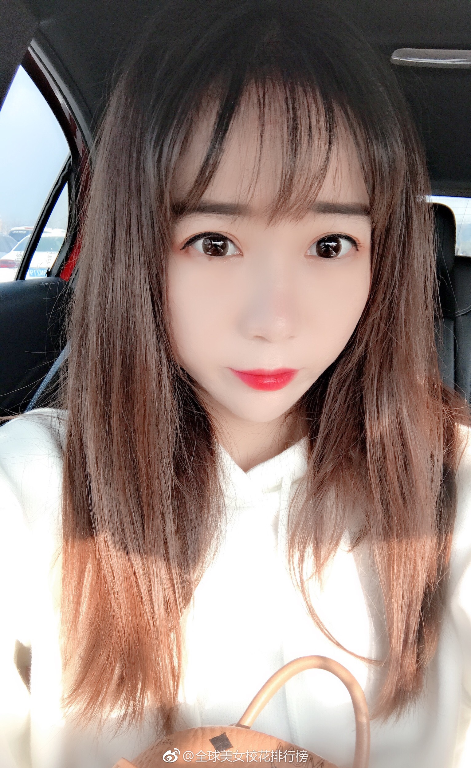 双鱼座，身高158cm，体重48kg，喜欢画画，旅拍，你觉得几分？|双鱼座|妙龄|体重_新浪新闻