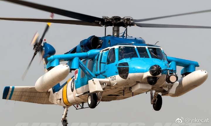 S-70C-6 Super Bluehawk“超级蓝鹰”。|蓝鹰|搜救|空军基地_新浪新闻