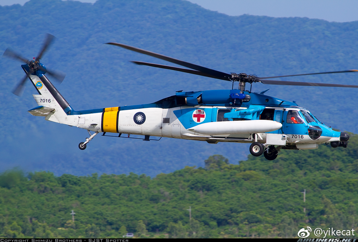 S-70C-6 Super Bluehawk“超级蓝鹰”。|蓝鹰|搜救|空军基地_新浪新闻