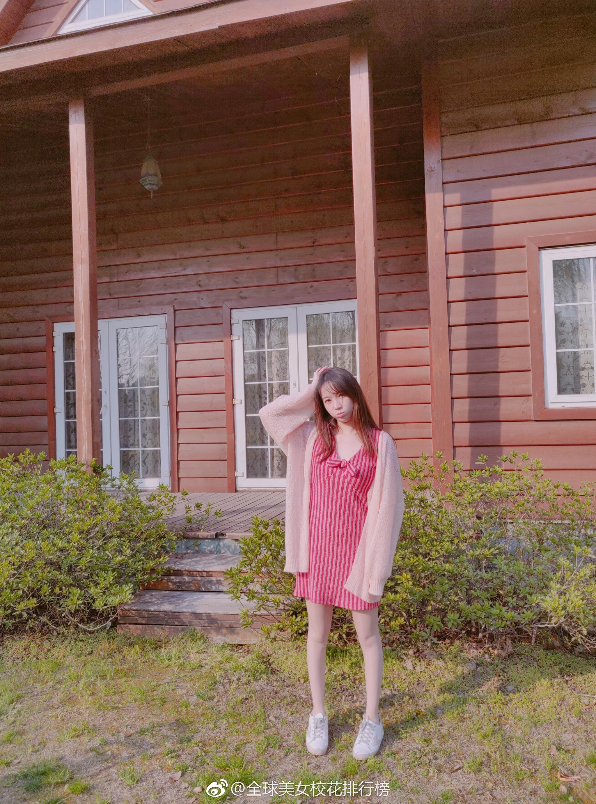 双鱼座，身高158cm，体重48kg，喜欢画画，旅拍，你觉得几分？|双鱼座|妙龄|体重_新浪新闻