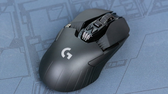 集大成于一身 罗技G903 Lightspeed鼠标王者再进化|罗技_新浪新闻
