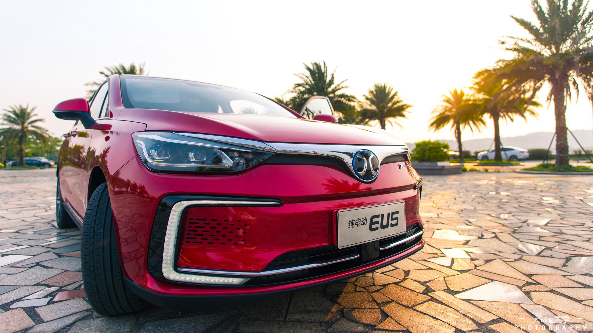 开着北汽新能源EU5 R600打卡广州海鸥岛～第一次试驾新能源汽车_新浪新闻