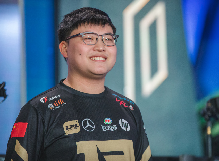 RNG、IG、EDG、TOP、FPX谁更有机会获得2019LPL春季赛冠军？