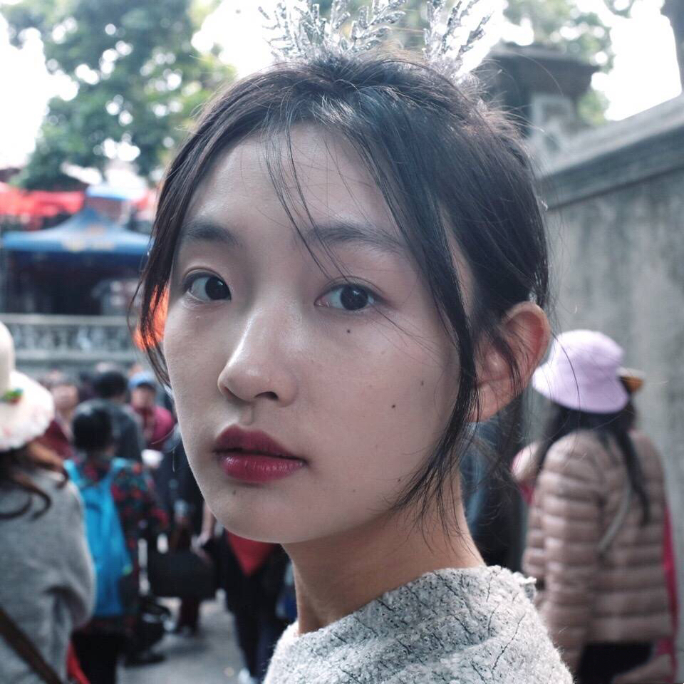 周依然 重庆妹子 95年 身高168 体重46kg 毕业于四川音乐学院 电影《|四川音乐学院|白莹|体重_新浪新闻