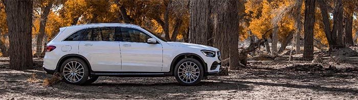 中期改款后的性价比如何？2.0T+9AT轴距2973mm，试驾奔驰GLC 300L