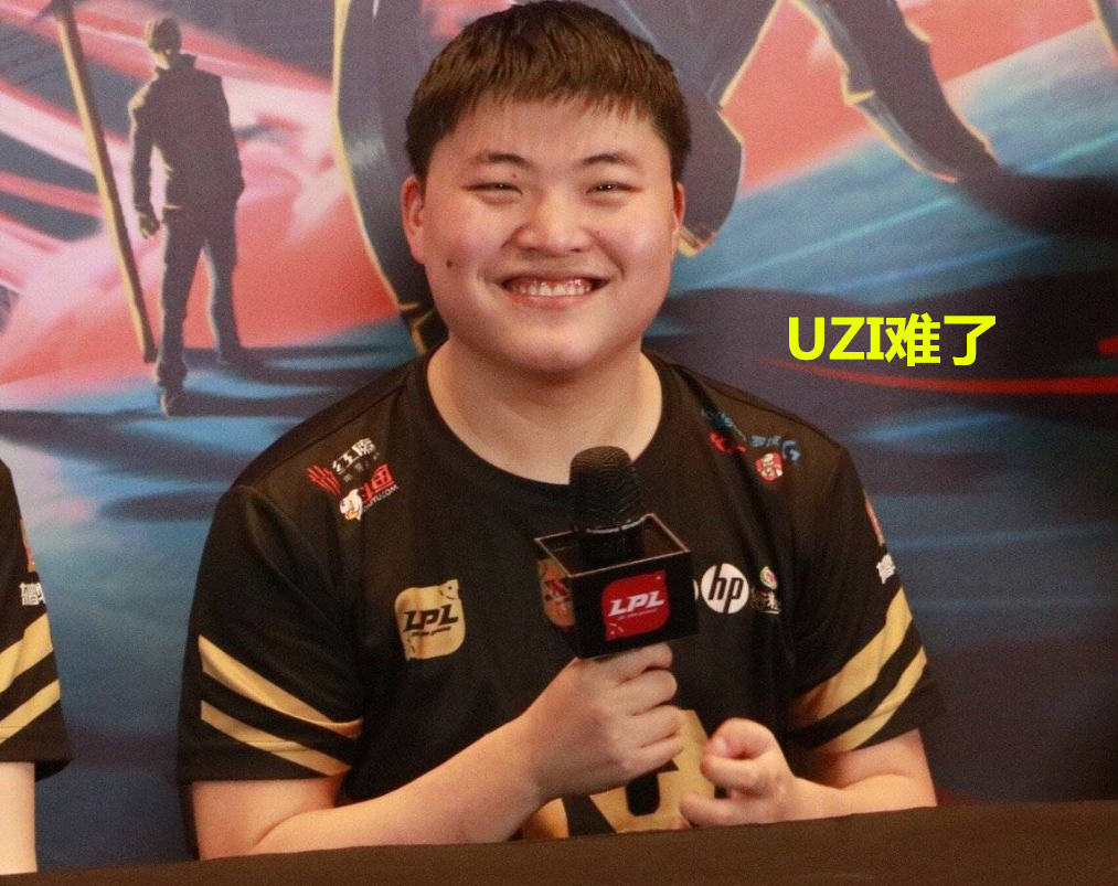 RNG狼行谈换小虎，却无意透露了两个转会事情，UZI要成S10院长