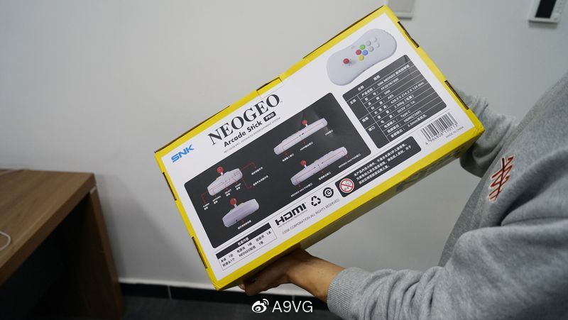 SNK NEOGEO摇杆一体机ASP开箱|一体机_新浪新闻