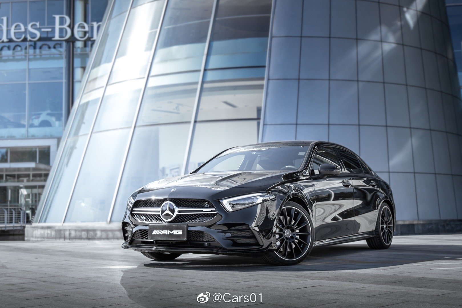 它到底算不算真正的AMG？ ——奔驰A35L AMG初体验-新浪汽车