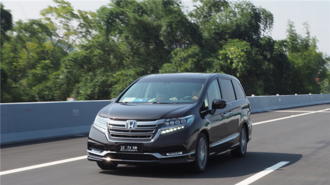 百公里仅5.9L 29.48万起售艾力绅锐·混动能否重塑MPV市场-新浪汽车