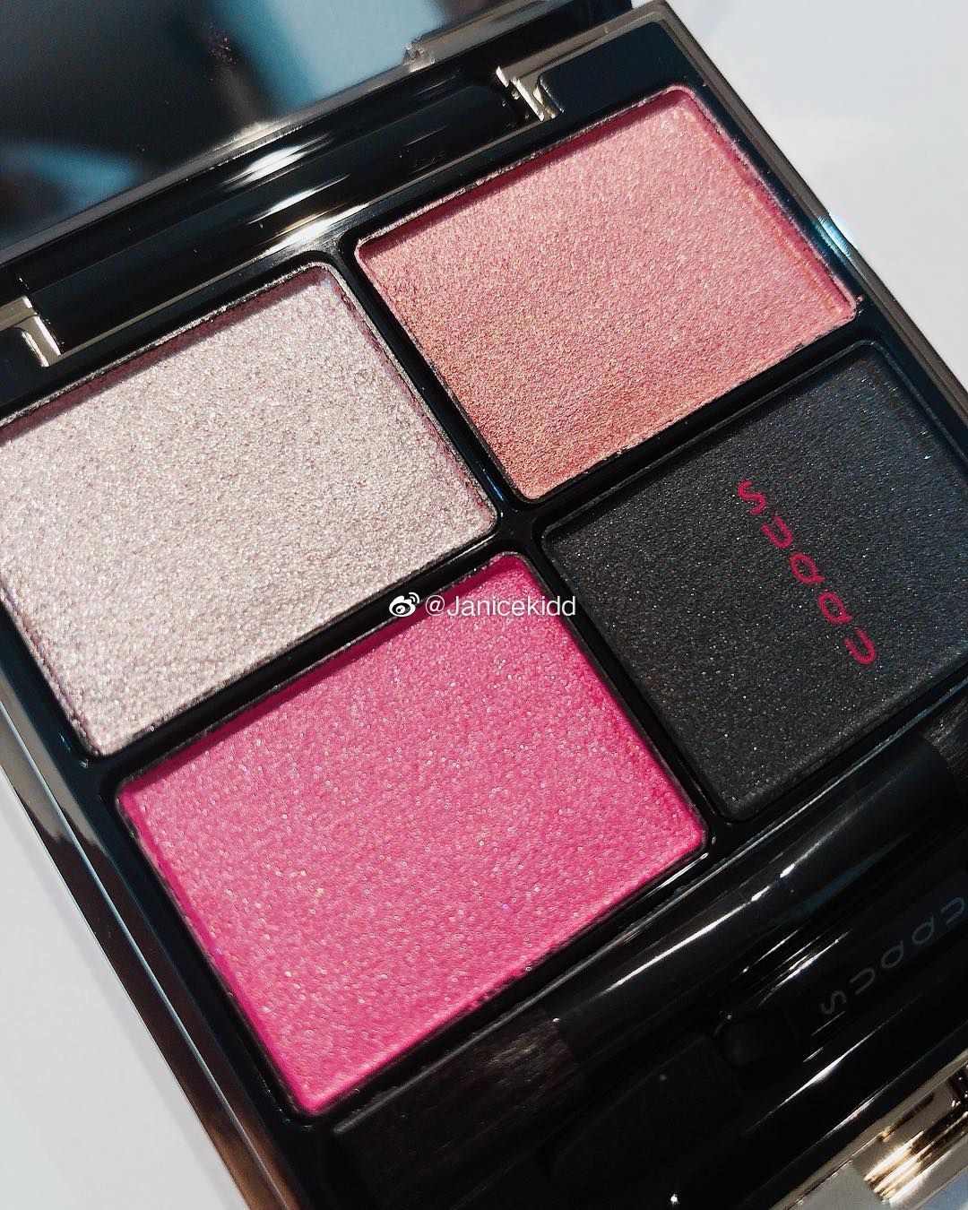 SUQQU 2019年夏季眼影盘，色号: 125 洸惚 -HIKARIBORE|眼影盘|烟雾|粉色_新浪新闻