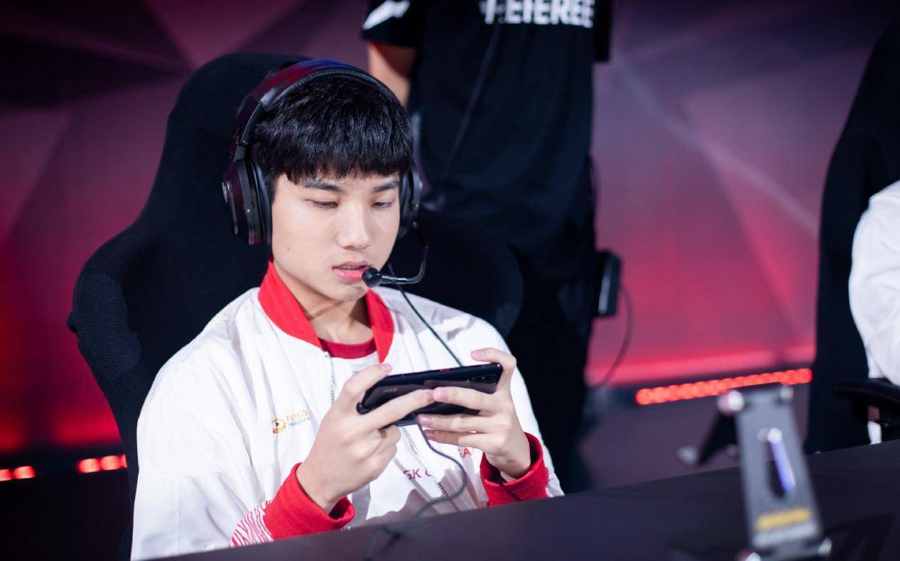 王者荣耀KPL击杀排行：AG一诺115击杀，反超花海只是时间问题？