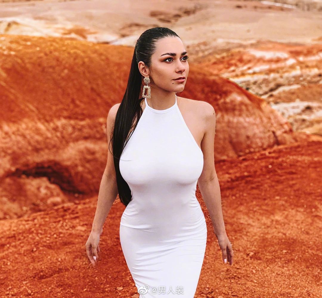 Helga Lovekaty ♡ What A Beautiful Scene 来自圣彼得堡的“美漂 圣彼得堡 短发 姑娘 新浪新闻