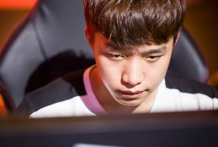 NEST线下赛将至，一天三场BO3，EDG与IG成夺冠热门|NEST|战队|夺冠_新浪新闻