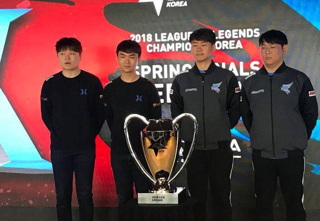 KZ夺冠计划泡汤，Pawn正式退出夏季赛，最惨的其实是Deft|夺冠|冠军|腰伤_新浪新闻