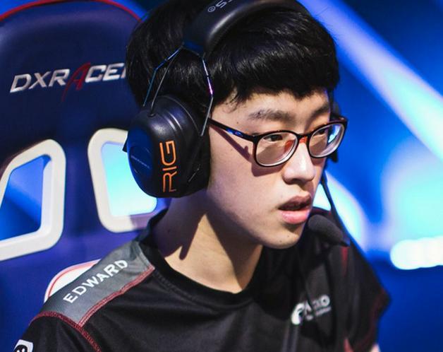 KZ夺冠计划泡汤，Pawn正式退出夏季赛，最惨的其实是Deft|夺冠|冠军|腰伤_新浪新闻