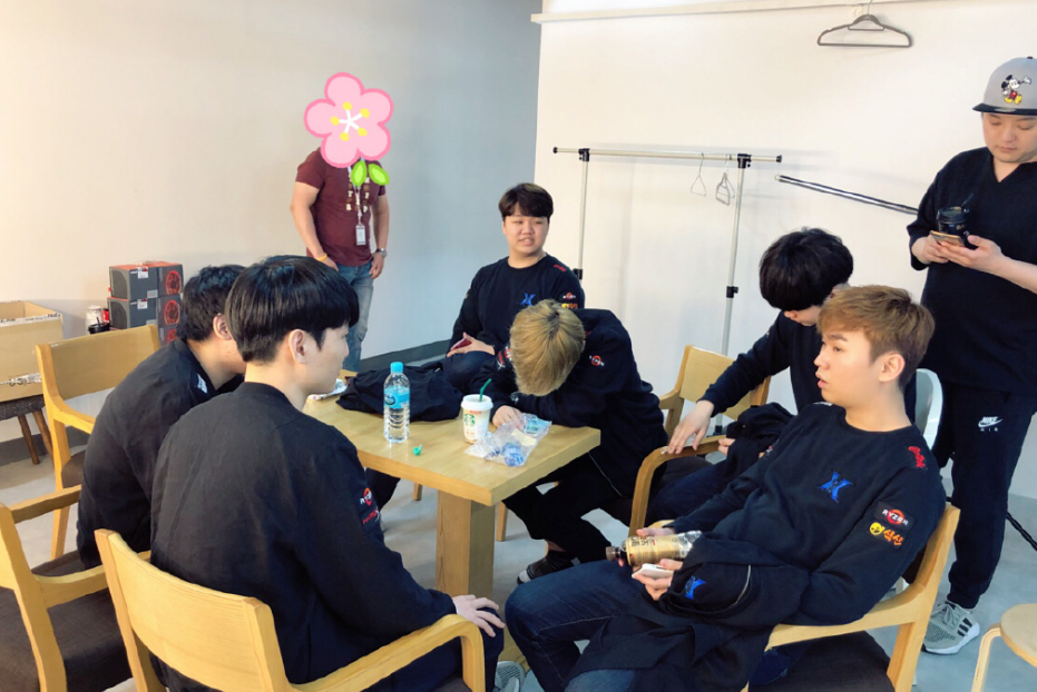 LCK鼠王Pray接受采访，哪个对手最棒？他没有说出Uzi的名字