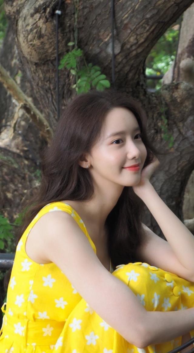 林允儿mv穿搭太美了!明媚绮丽过仲夏,几套造型都是满分 林允儿 满分 太美 新浪新闻