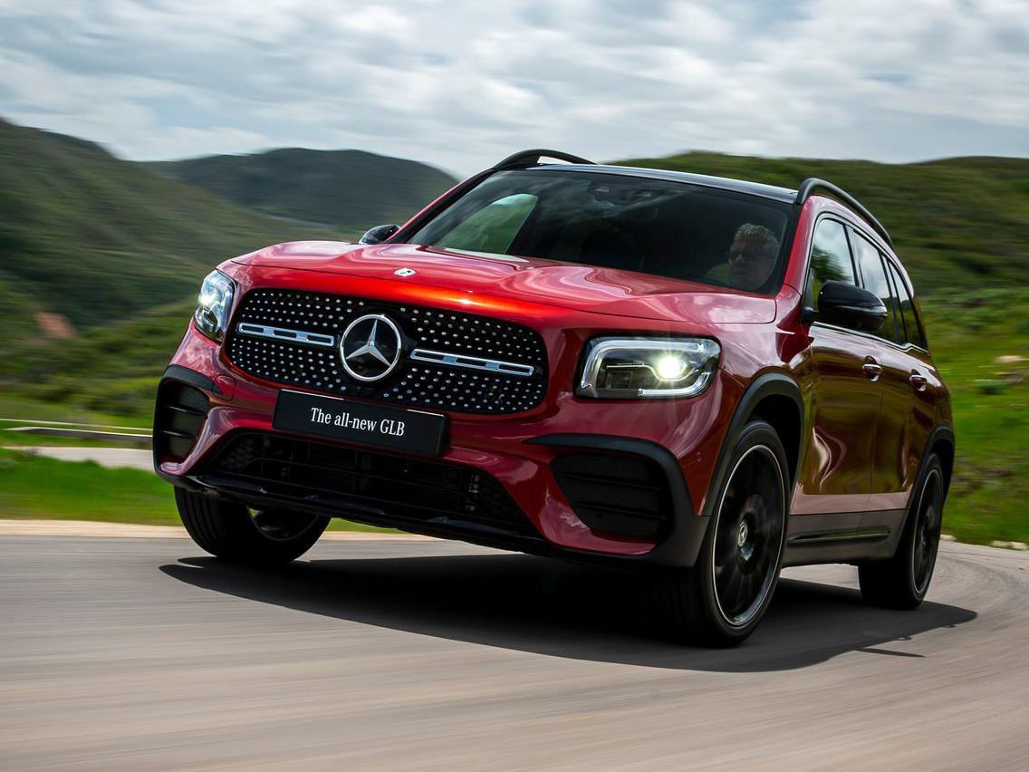 最便宜的7座豪华SUV——奔驰GLB！1.3T发动机难当“重”任？-新浪汽车