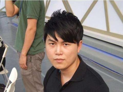 DOTA2：TI9你会看谁的直播，为什么ob战队yyf的牌面这么大？|直播间|比赛|周宝龙_新浪新闻