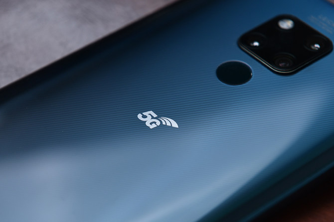 华为Mate 20 X (5G)上手：巴龙5000首秀，5G真旗舰|5G网络|巴龙|华为_新浪新闻