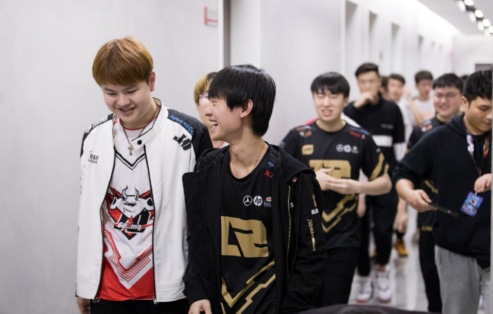 JDG引入新队员，Zoom去留成疑，网友喊话RNG：还不动手？