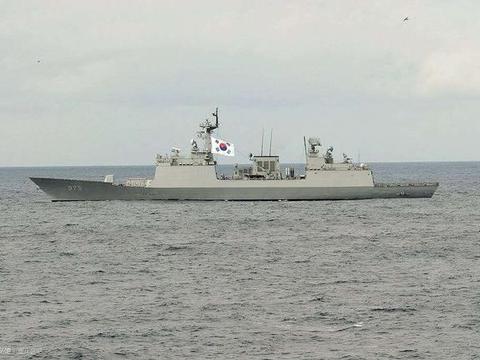 5000吨战舰装了56单元垂发，火力超过054A护卫舰，战力竟然是渣|单元|护卫舰|火力_新浪新闻