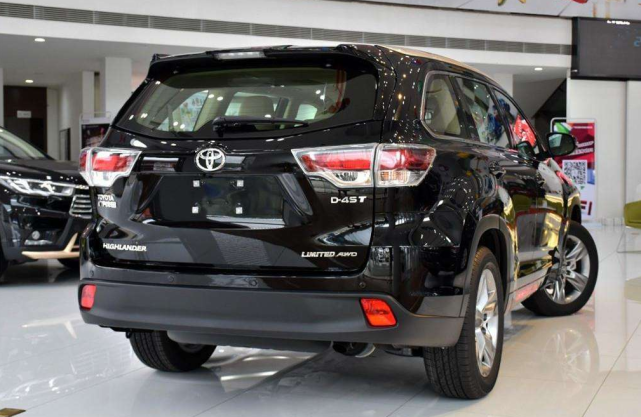 19款汉兰达来袭，3.5L+8AT，售价意外又得加价提车了-新浪汽车