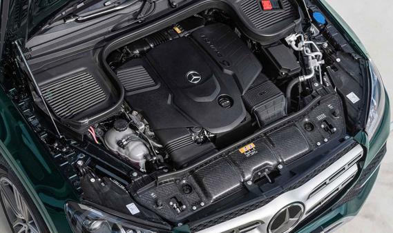 3.0T的V6布局双涡轮增压发动机，最大马力367匹