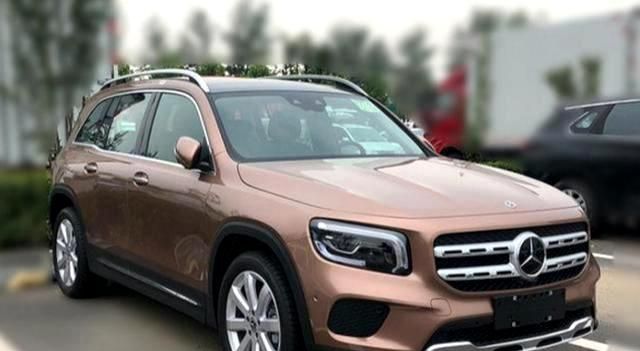 奔驰平治新型七座SUV，1.3T四驱大七座，七速双离合省油