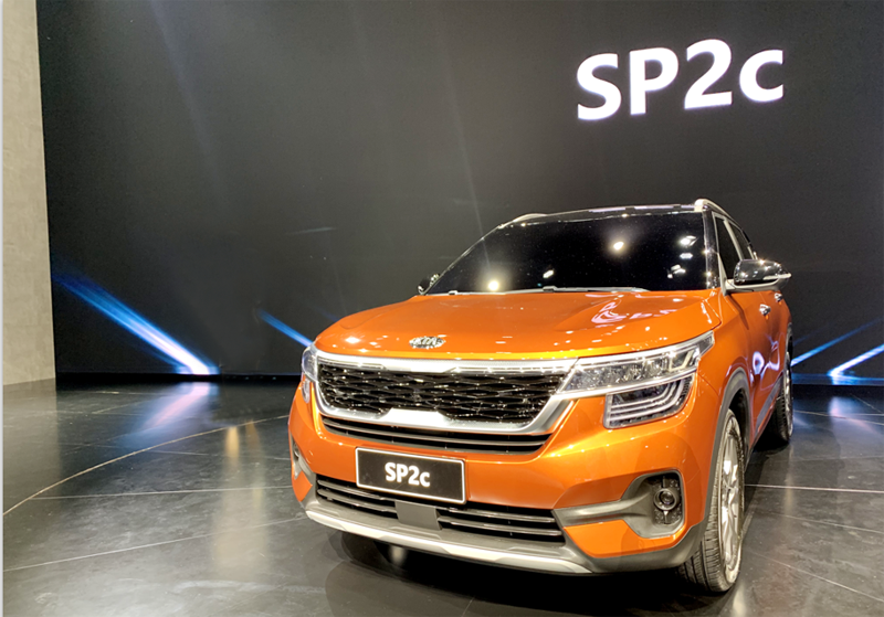 最像概念车的SP2c国内首发 东风悦达起亚携全新矩阵闪耀成都车展-新浪汽车